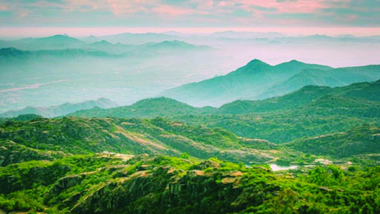 SC puts Aravallis definition on hold amid controversy