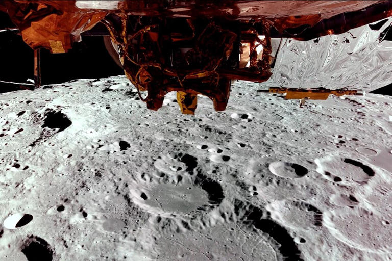 'We're on the Moon!' Firefly Aerospace sticks landing in historic first ...