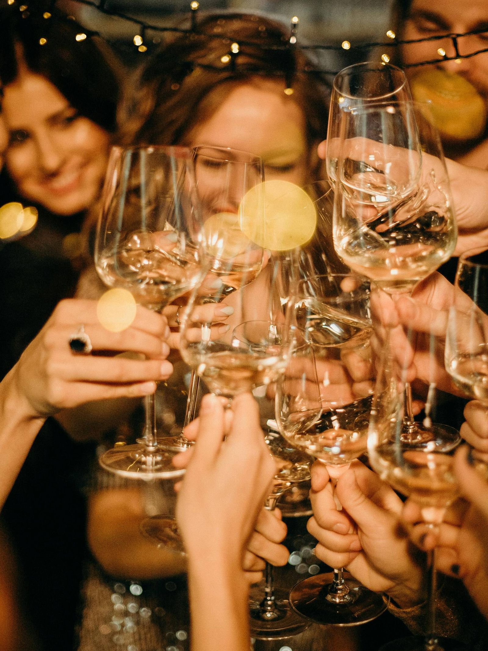 Qué color de ropa interior deberías ponerte en Nochevieja para atraer ...