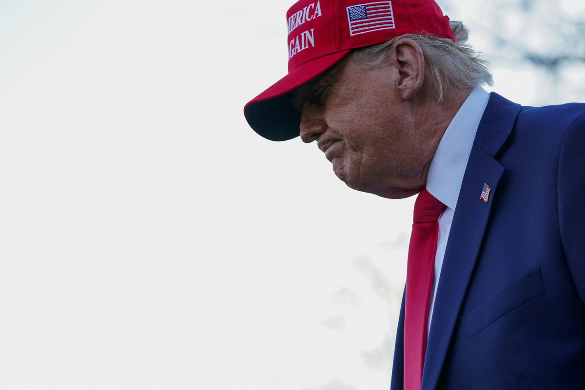 Trump suffers latest legal setback in efforts to fire head of watchdog ...