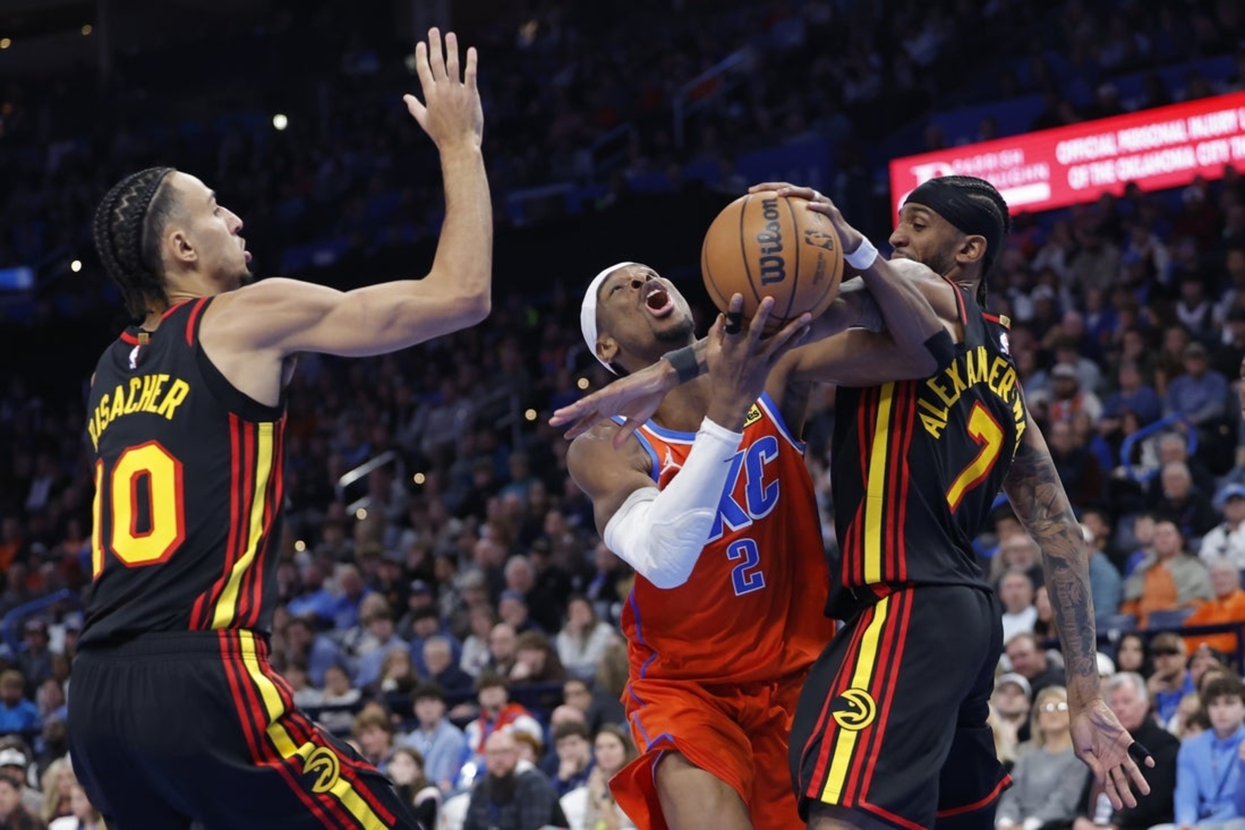 Shai Gilgeous-Alexander drops 39 as Thunder hand Hawks 7th straight loss