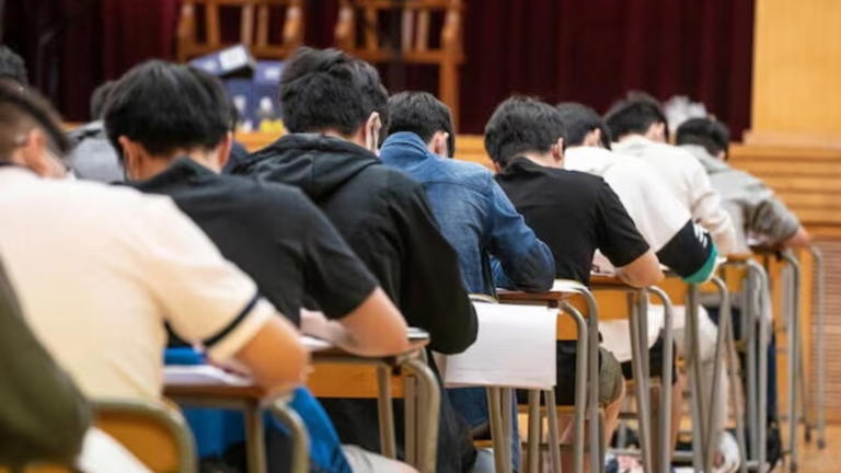 World's biggest accounting body bans online exams, says AI cheating has ...
