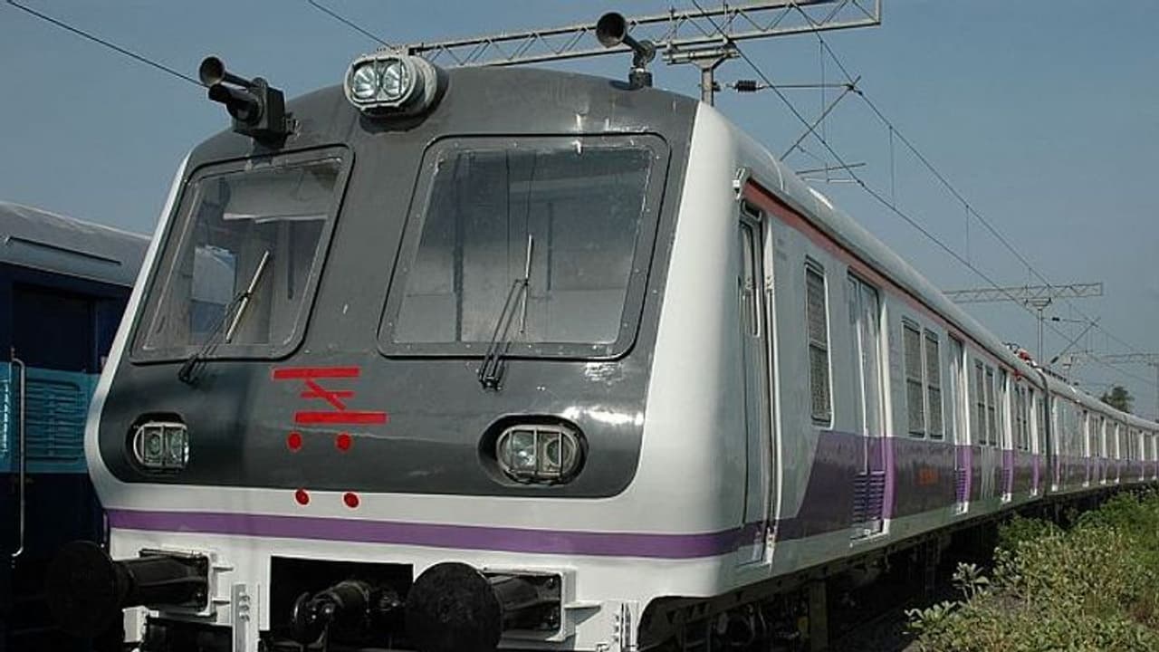 Mumbai travel to get smoother! 700+ new local trains in the next 5 years