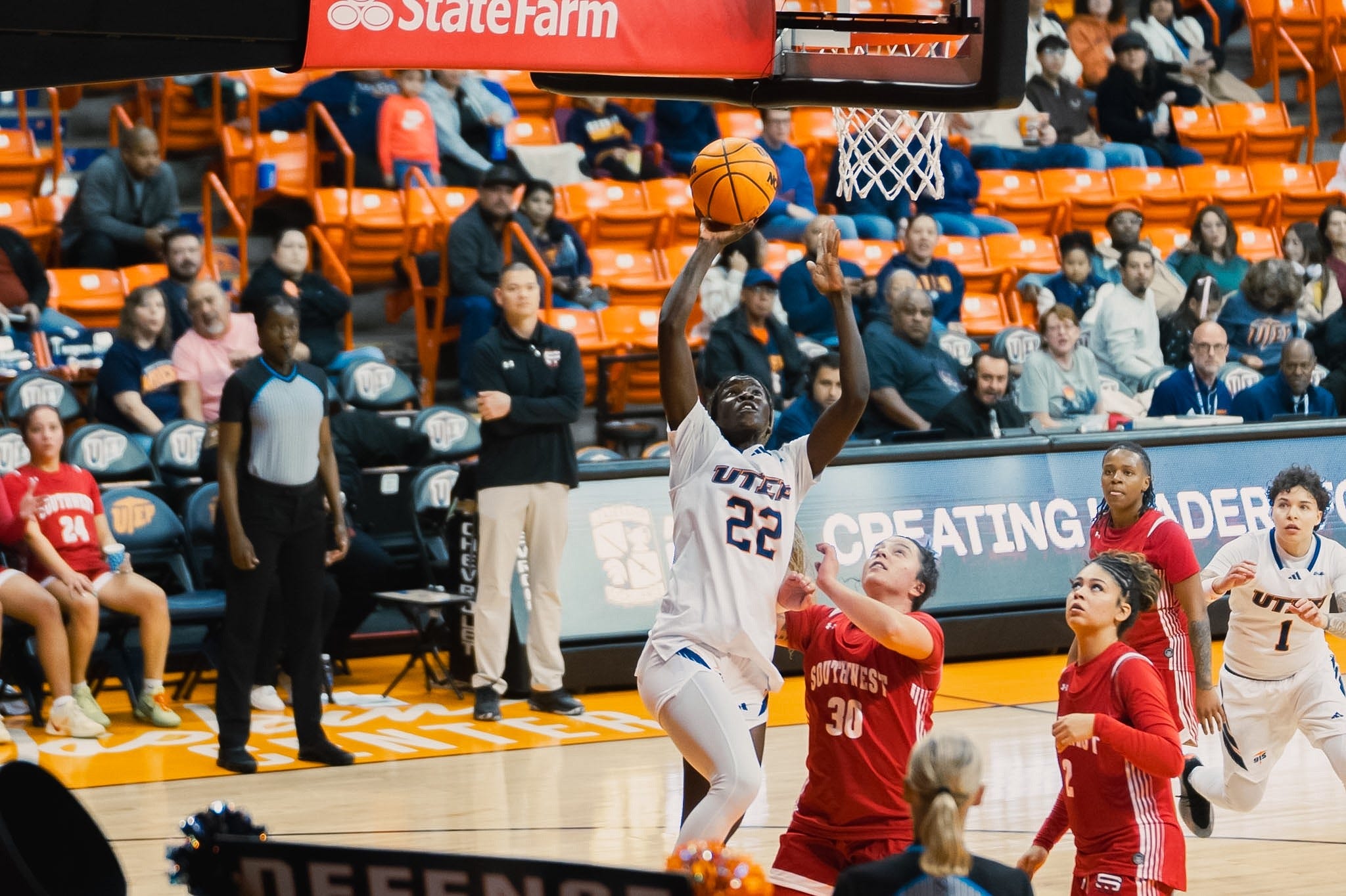 UTEP women's basketball goes to work on boards, hammers USW
