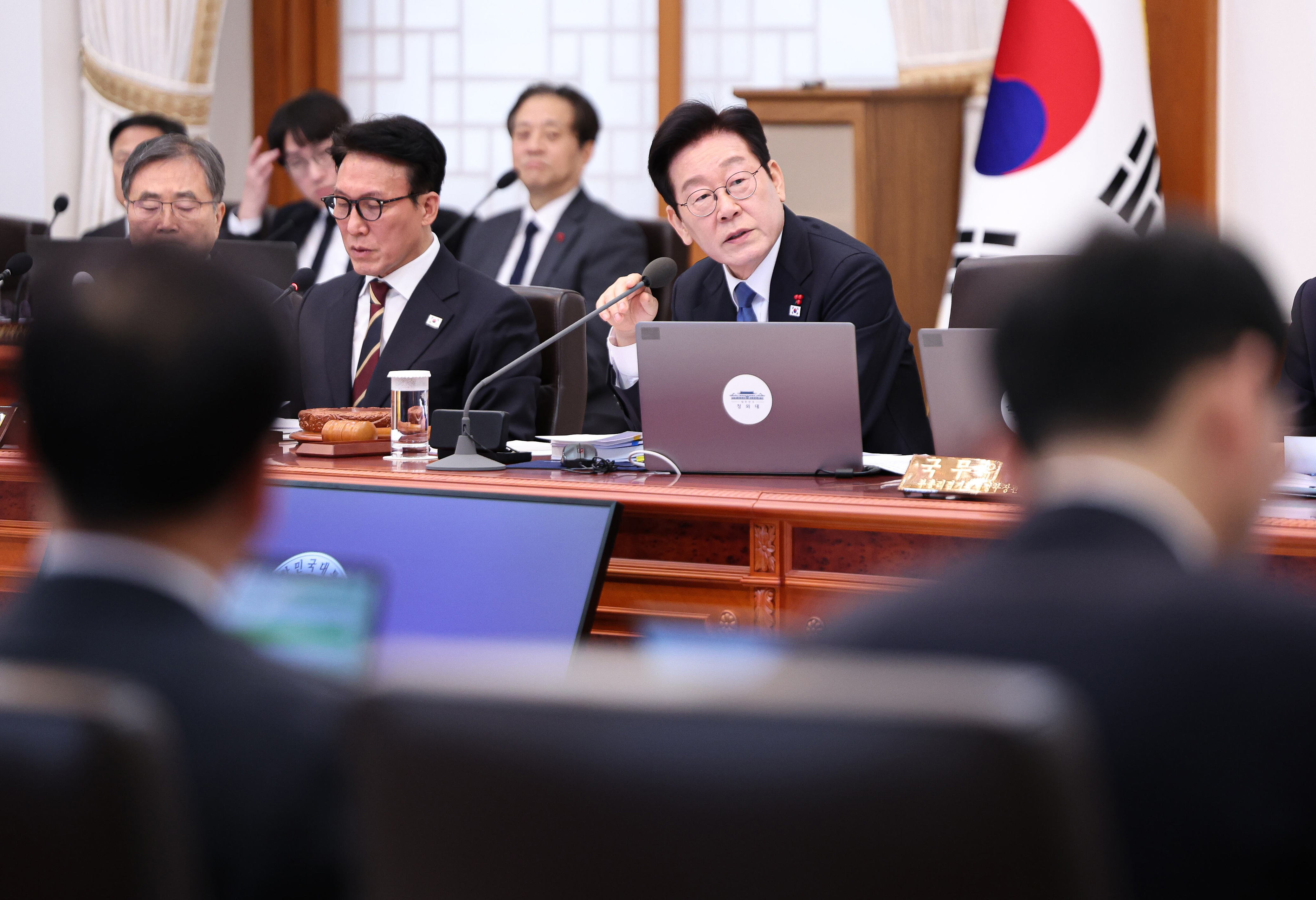 President Lee orders joint probe on religion-politics collusion