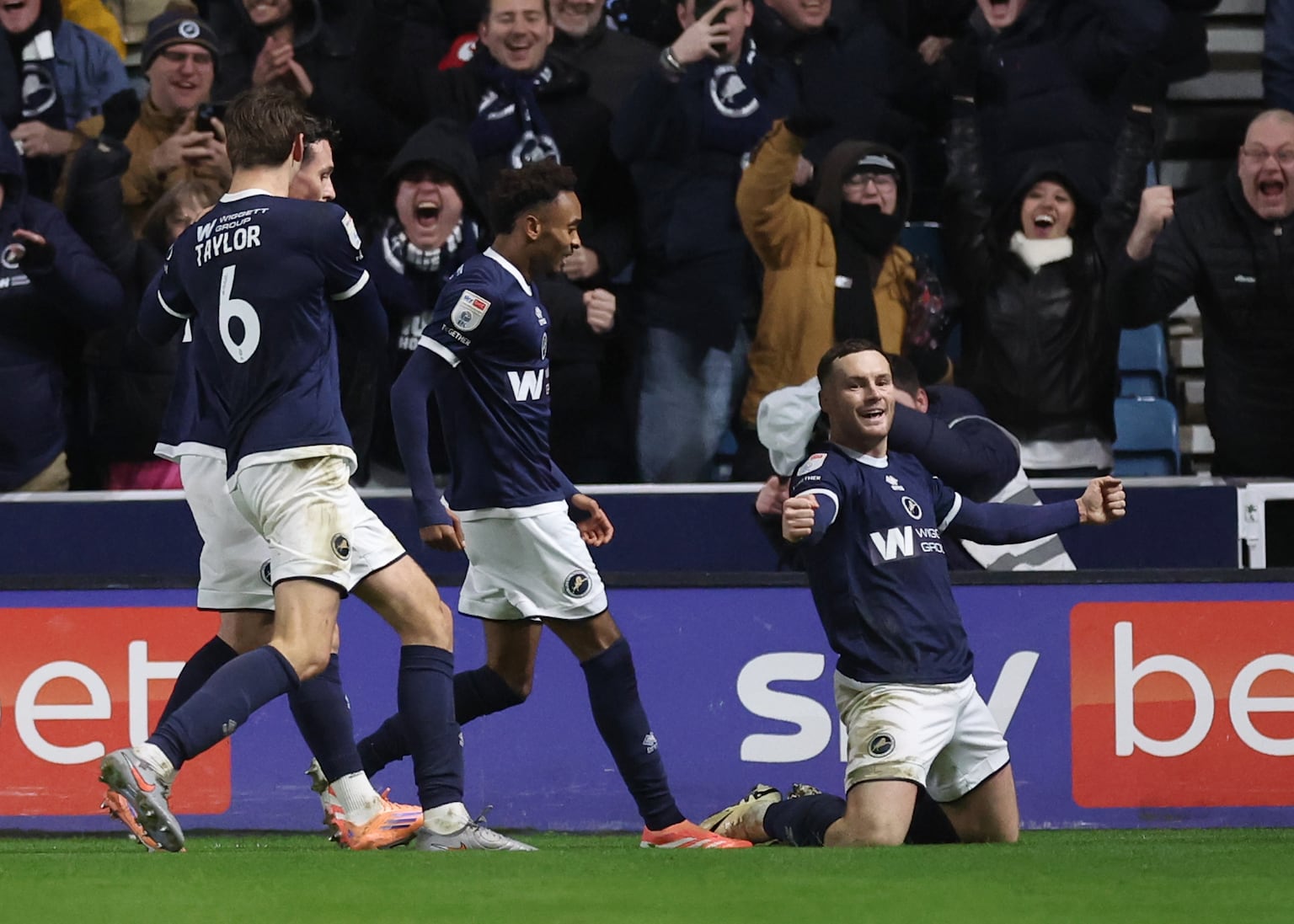 Millwall back into play-off spots with victory over Bristol City