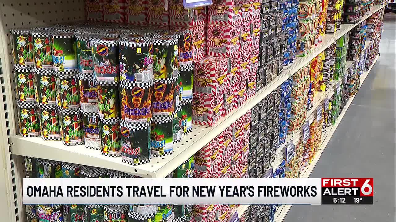 Omaha residents travel to Council Bluffs for New Year’s fireworks