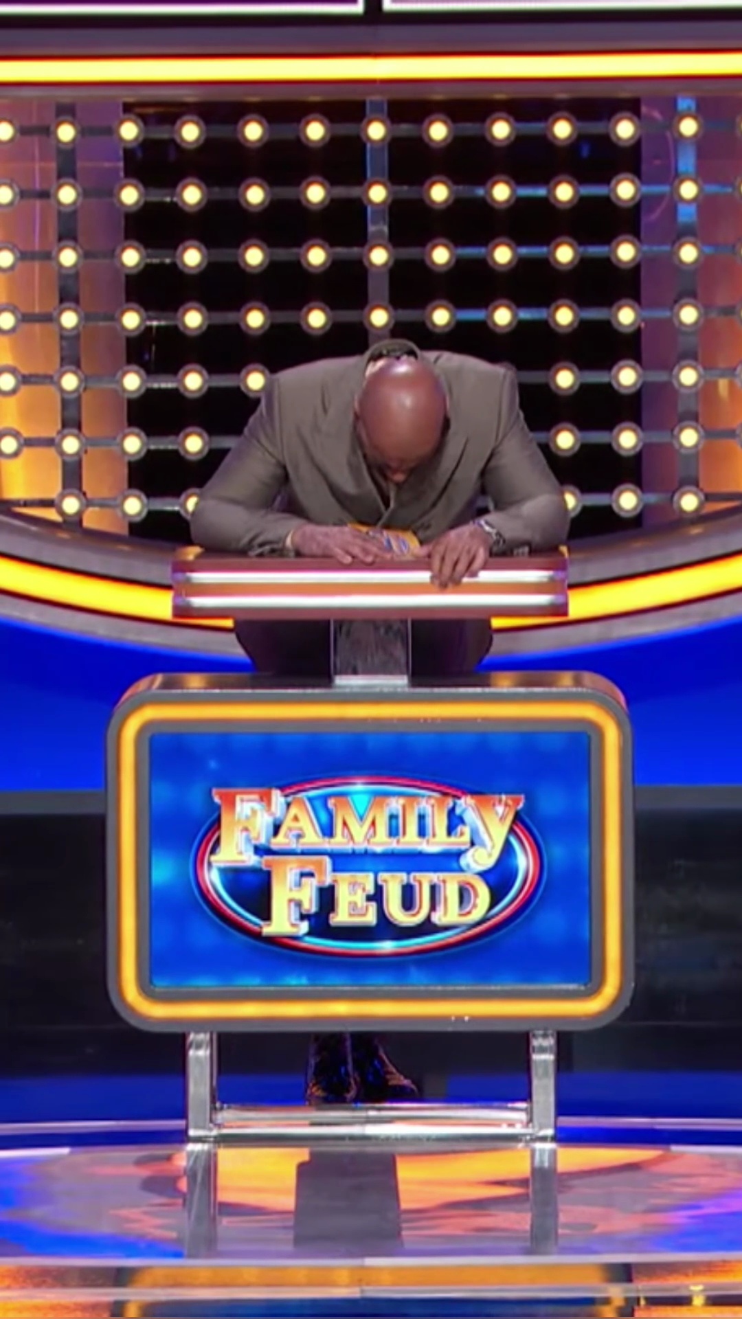 Steve Harvey completely loses it at the podium on Family Feud