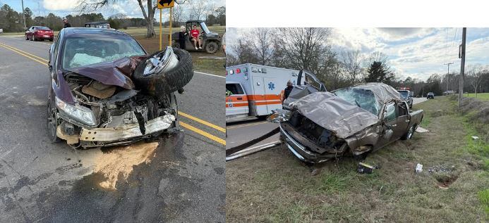 Serious injuries avoided after collision that seriously damaged 2 vehicles