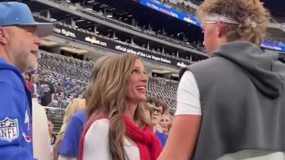 Jaxson Dart's mom Kara causes stir in leather pants with Giants QB's ...