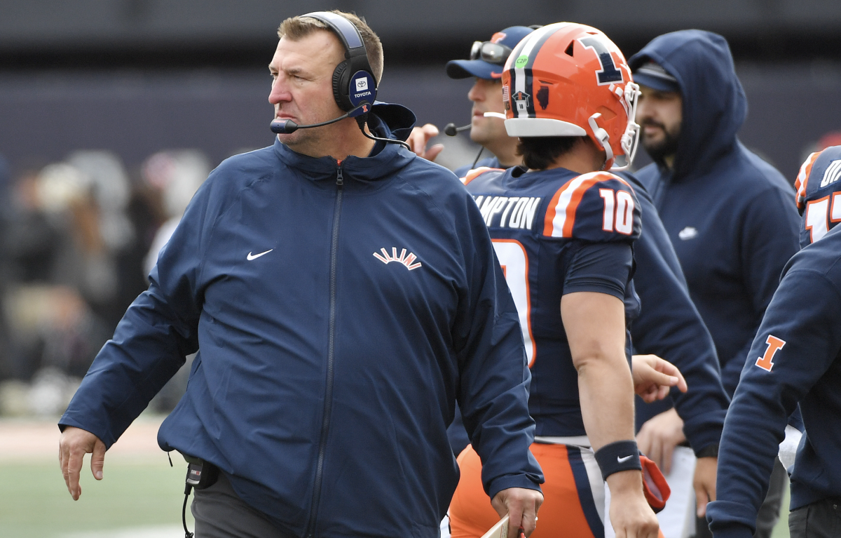 Illinois HC Bret Bielema accidentally told a lie about Tennessee ahead ...