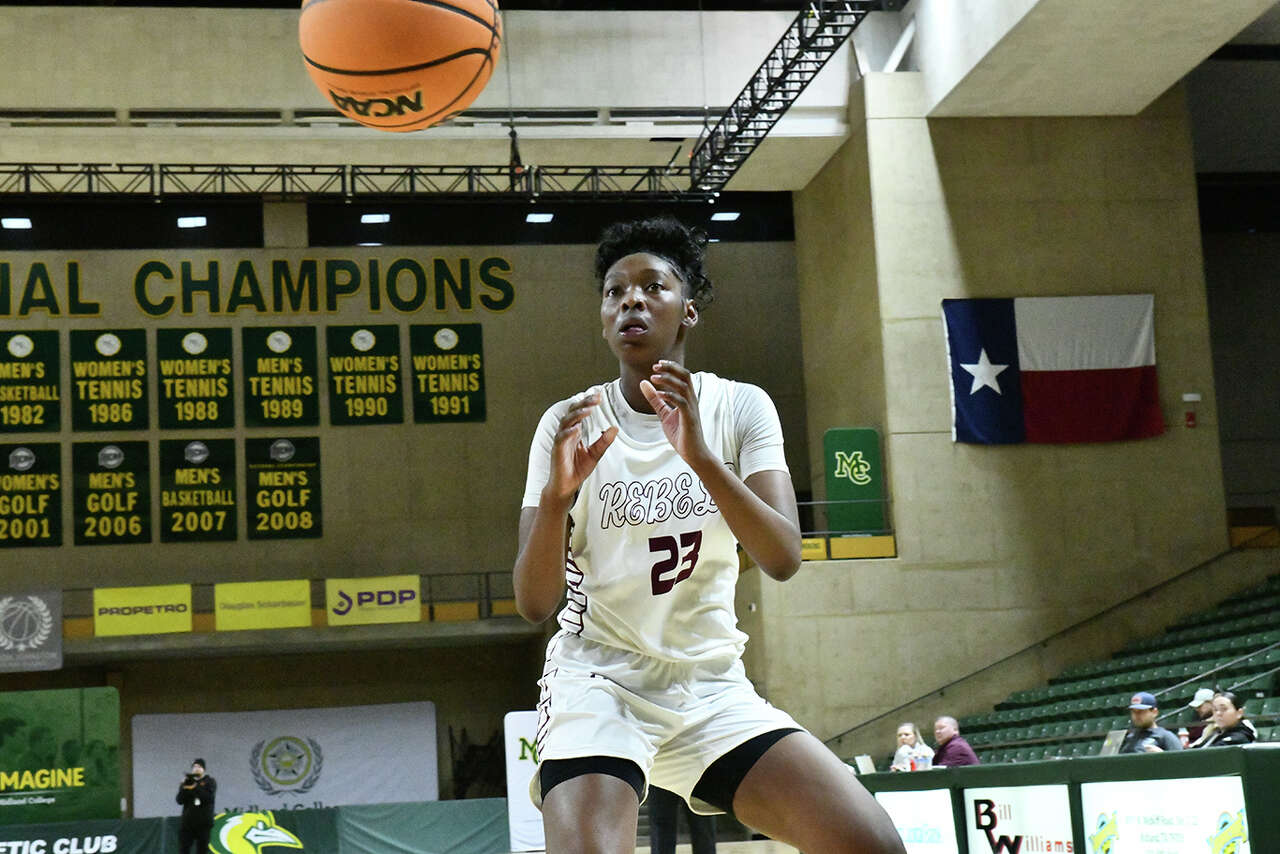 Legacy’s Mayberry developing into a complete basketball player