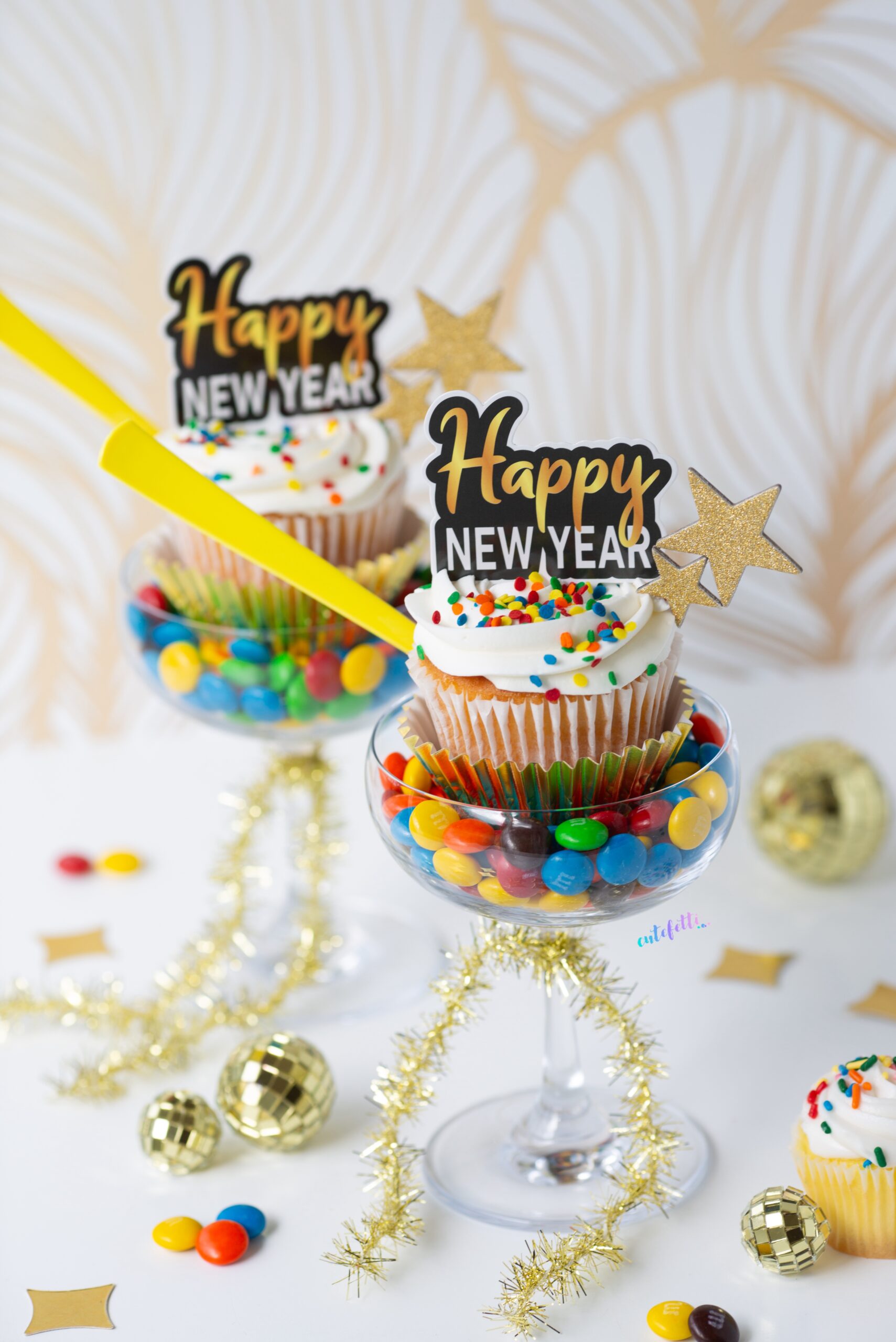 Celebrate 2026 with New Year’s cupcake candy cups
