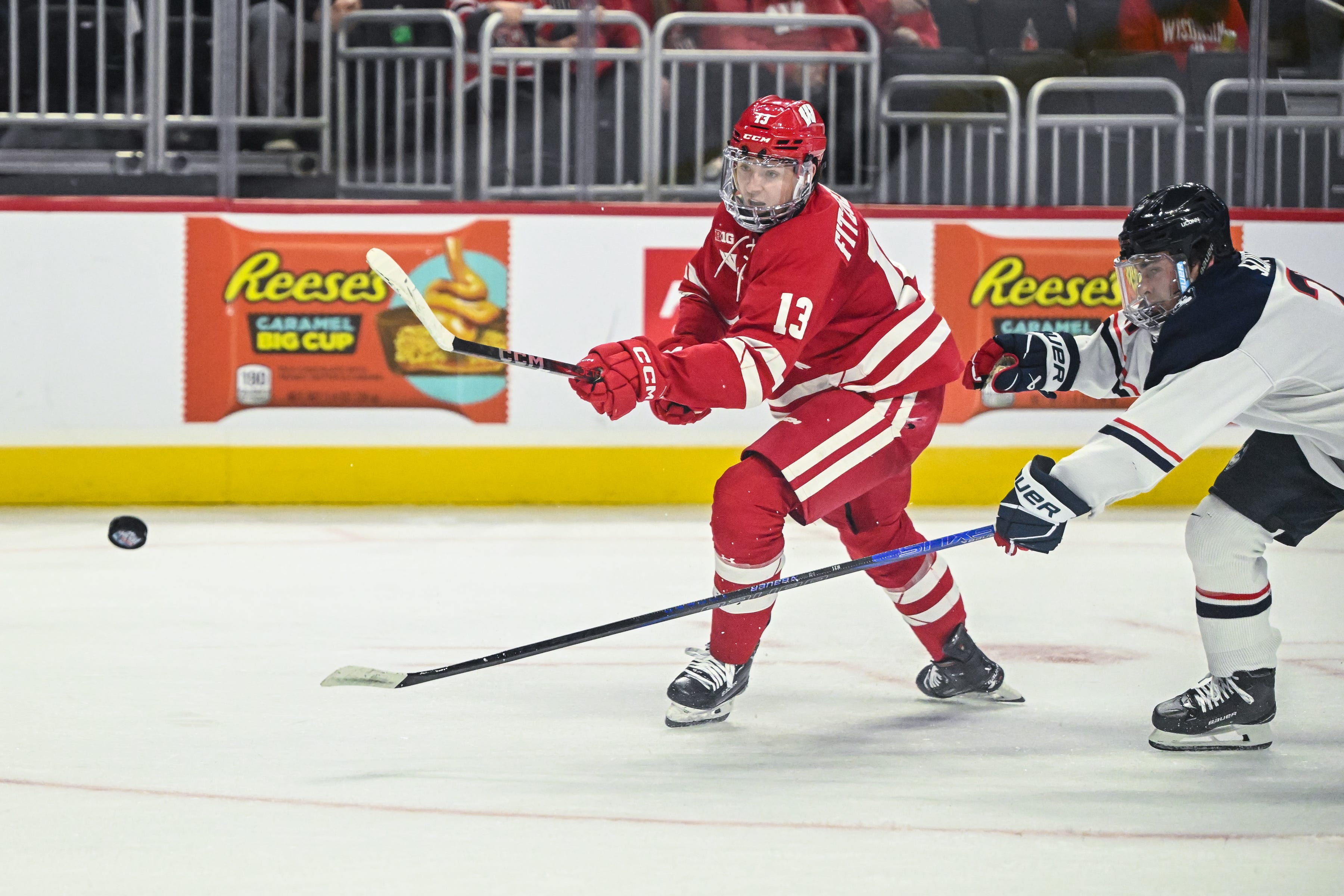 Big Ten leading Badgers begin second half with Kwik Trip Holiday Face-Off