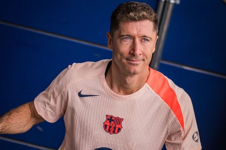 Robert Lewandowski sebut diminta Barcelona berhenti cetak gol, tidak ...