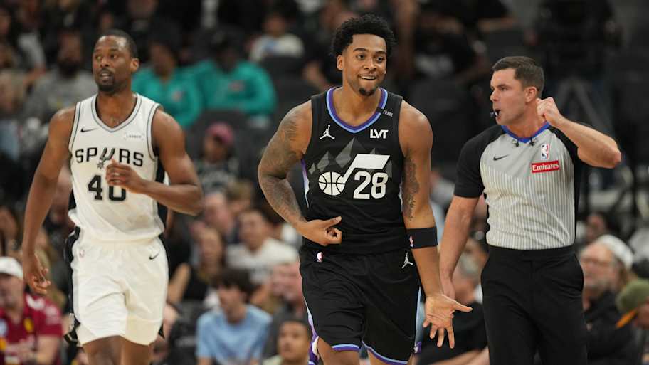 'It's a lot': As constant traveling slows, Spurs just glad to be home