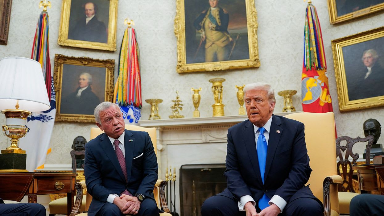 Analyst warns Trump's 'Marie Antoinette' style could backfire on GOP