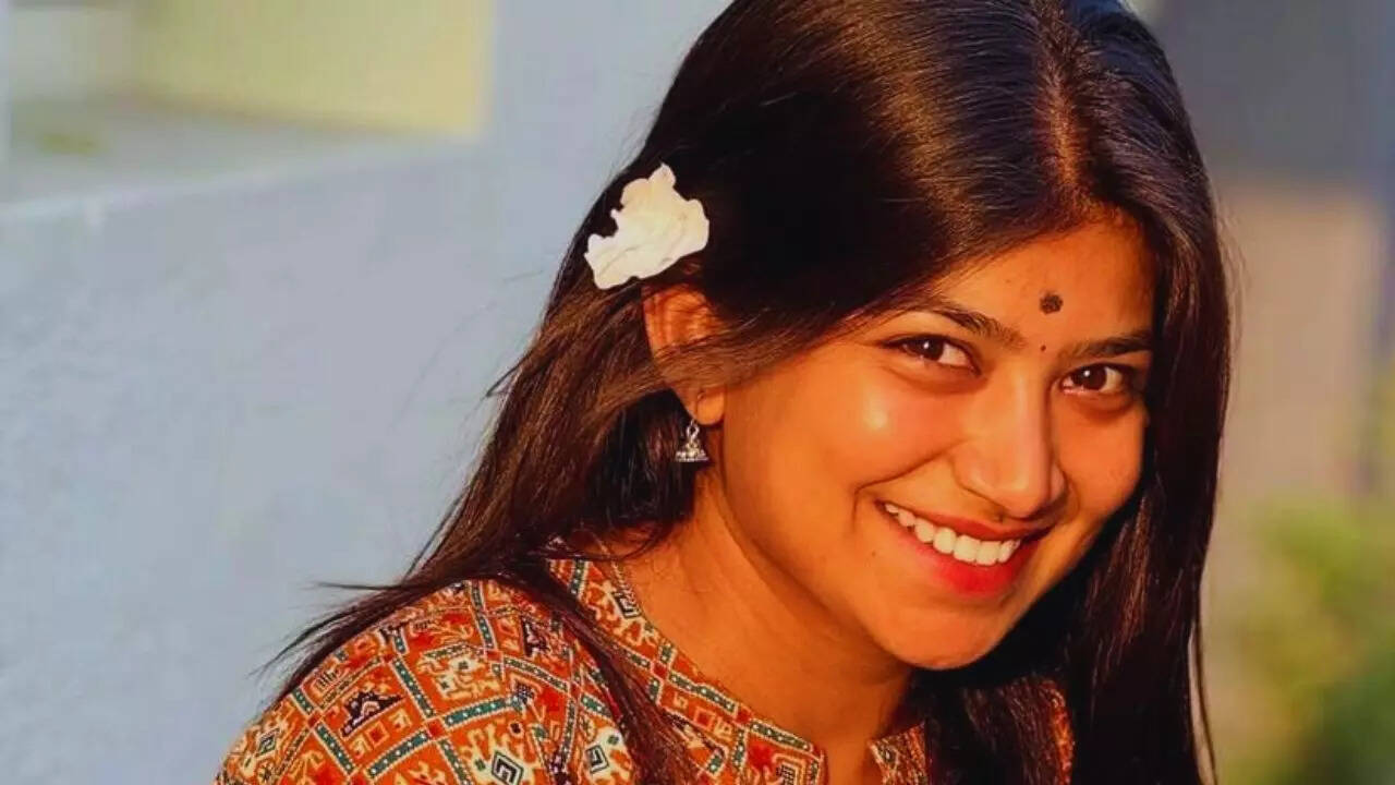 ‘No one listens to me, I don’t want govt job’: Noted actor Nandini MC ...