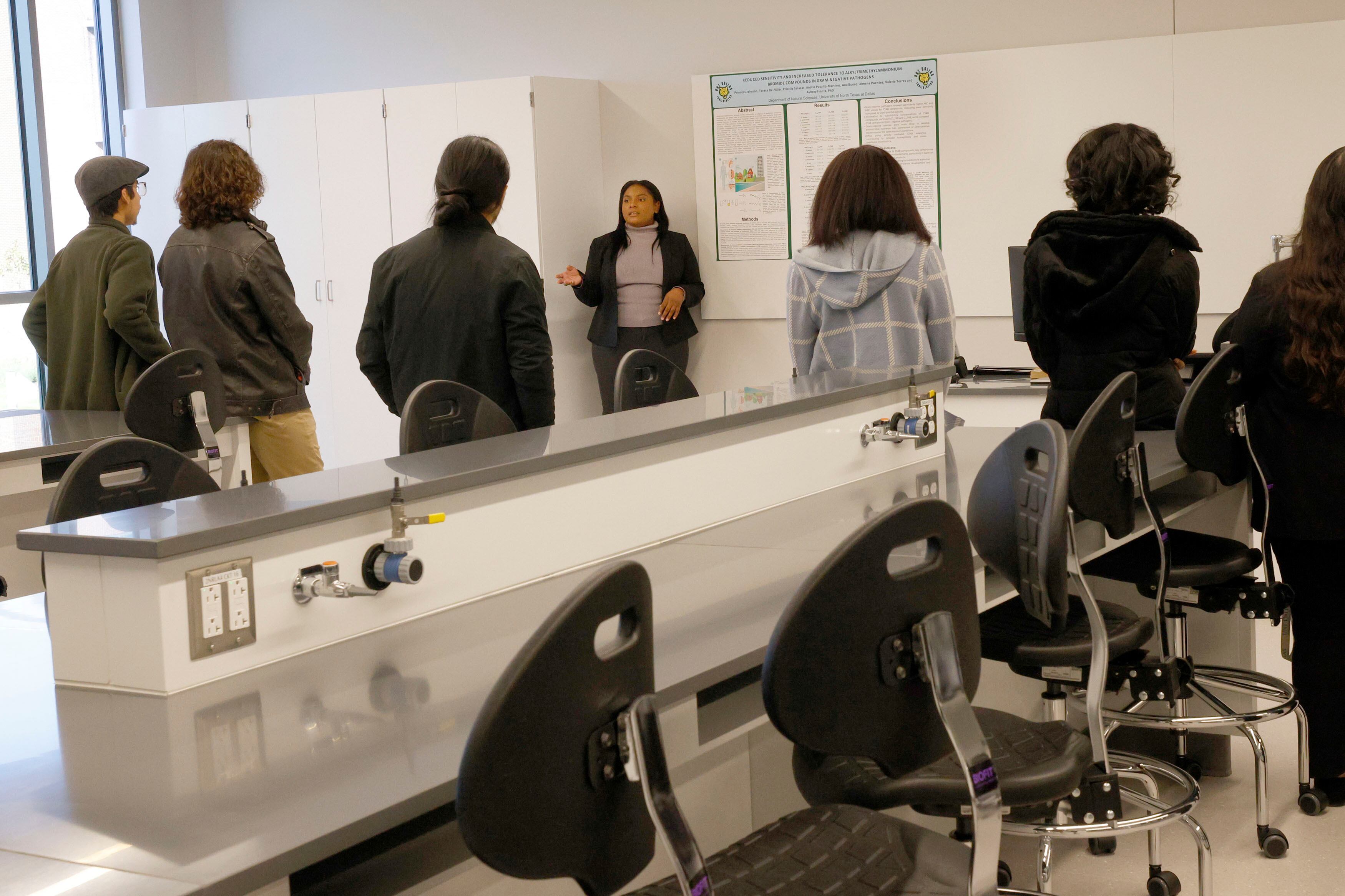 UNT Dallas works to bring more health care workers to southern Dallas