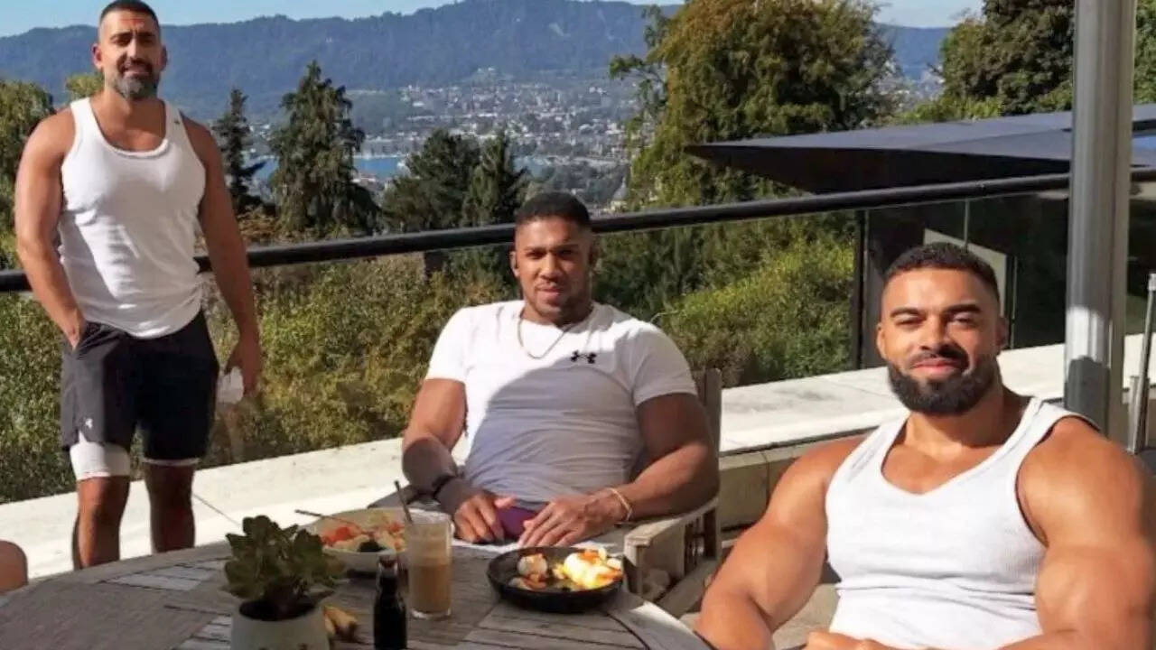 Who were Latif Ayodele and Sina Ghami? Anthony Joshua suffers tragedy ...
