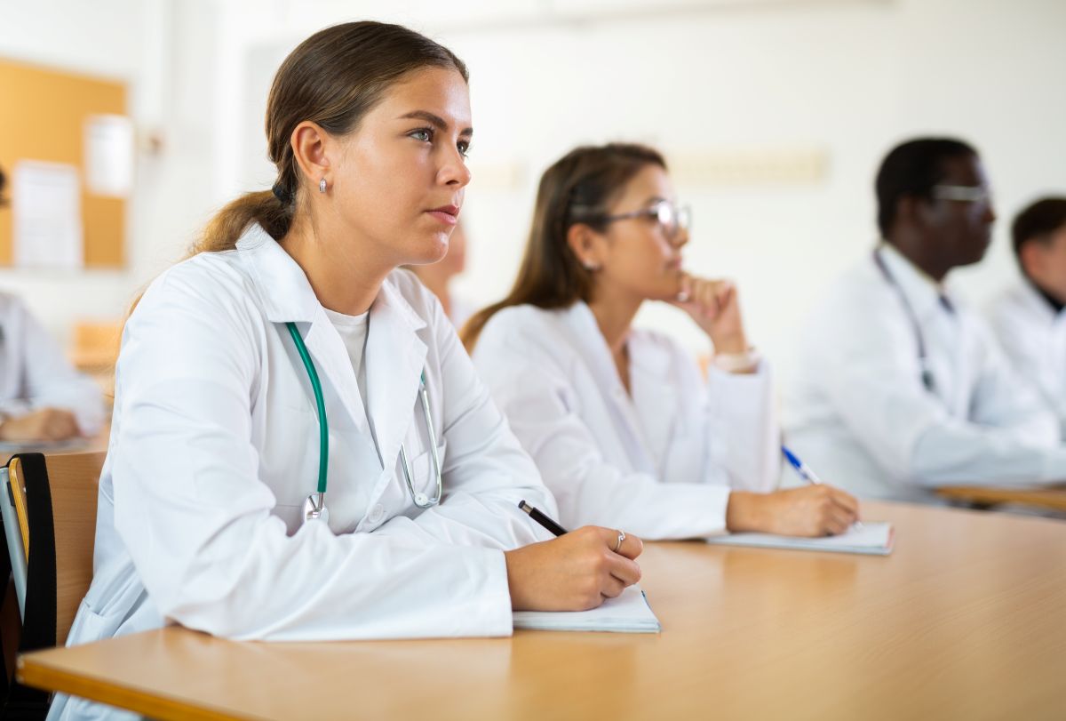 Rise in med school apps not enough to offset OR shortage