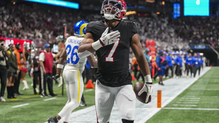 Bijan Robinson stats: Falcons star RB shatters franchise scrimmage ...