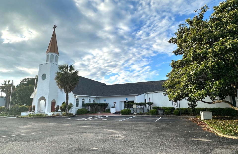 'Cruel and illegal': Church delivers blow to Trump plan