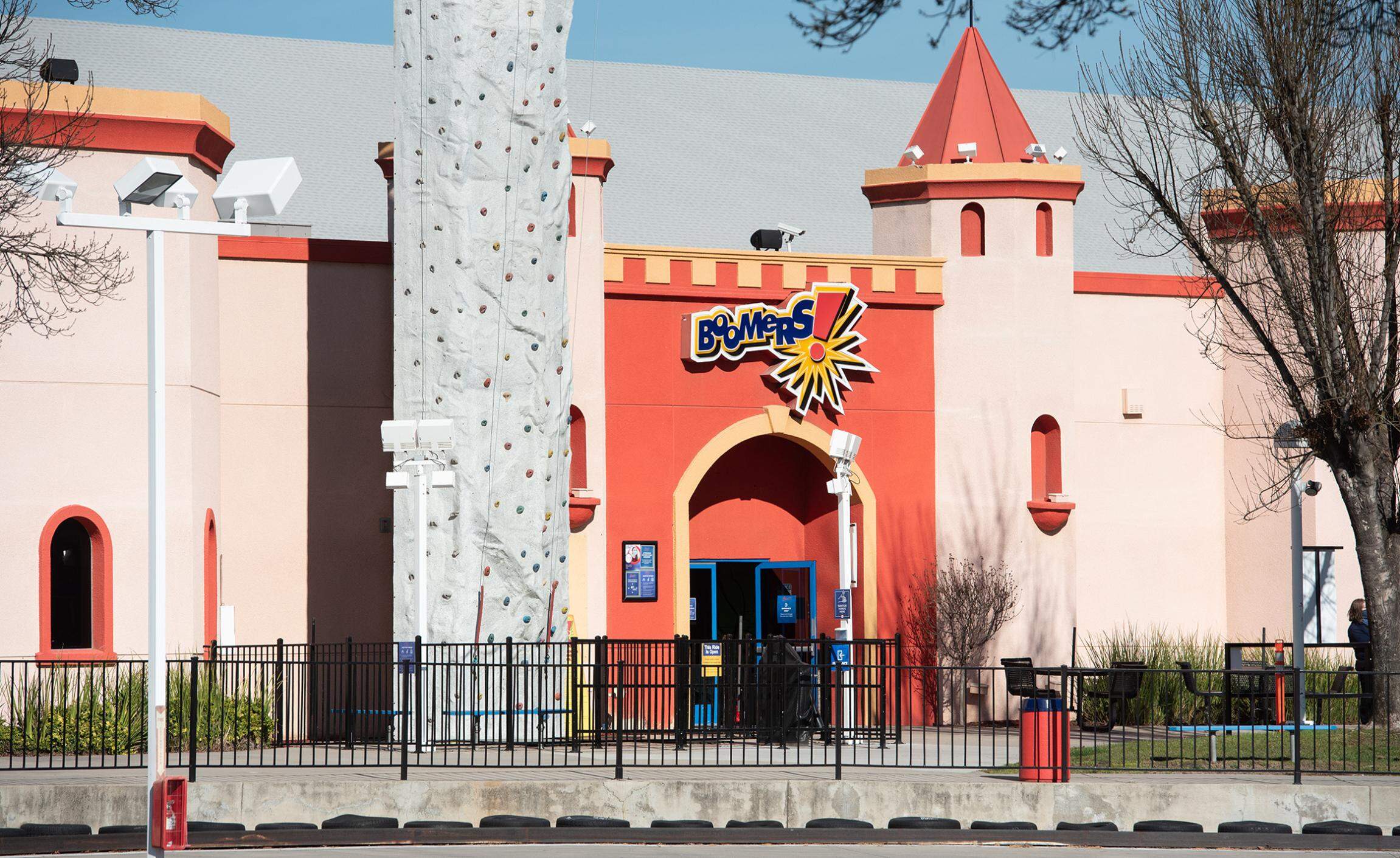 Throwing a kids birthday party in Modesto? Easy ideas to make it less ...