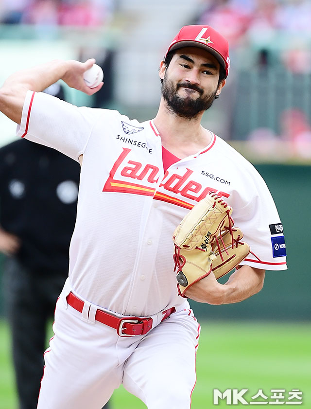 “선수 뜻에 맡길 것”…SSG와 동행하게 된 화이트, 류지현호 합류하나