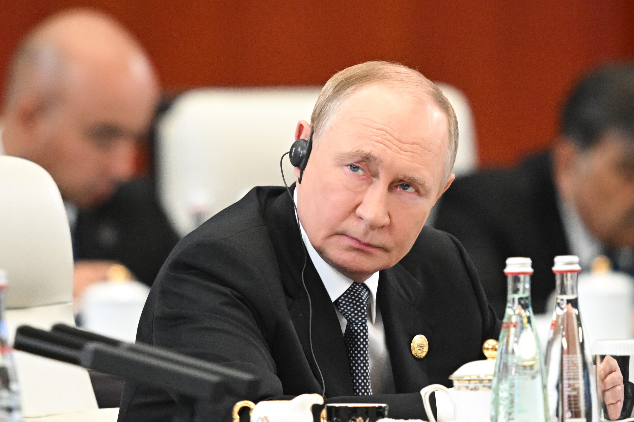 Putin invites Zelenskyy to Moscow