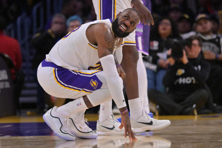 Lakers’ LeBron James receiving uncharacteristically low All-Star vote ...