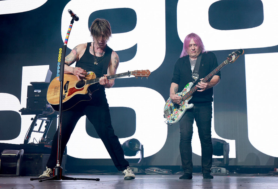 '90s rock band shares excitement before Rockin' Eve return after 30 years