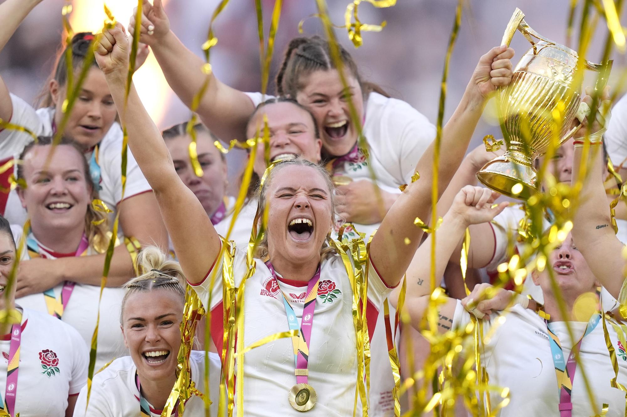 New Year honours for Yorkshire's Roy Clarke, Gabby Logan, Zoe Stratford ...