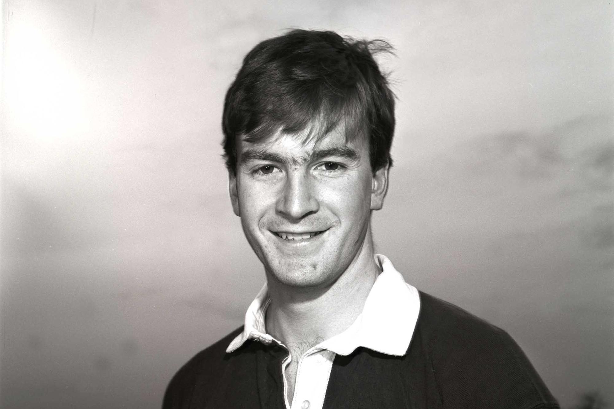 Tributes paid to Falkirk-born Richard Cramb, former Scotland rugby fly-half