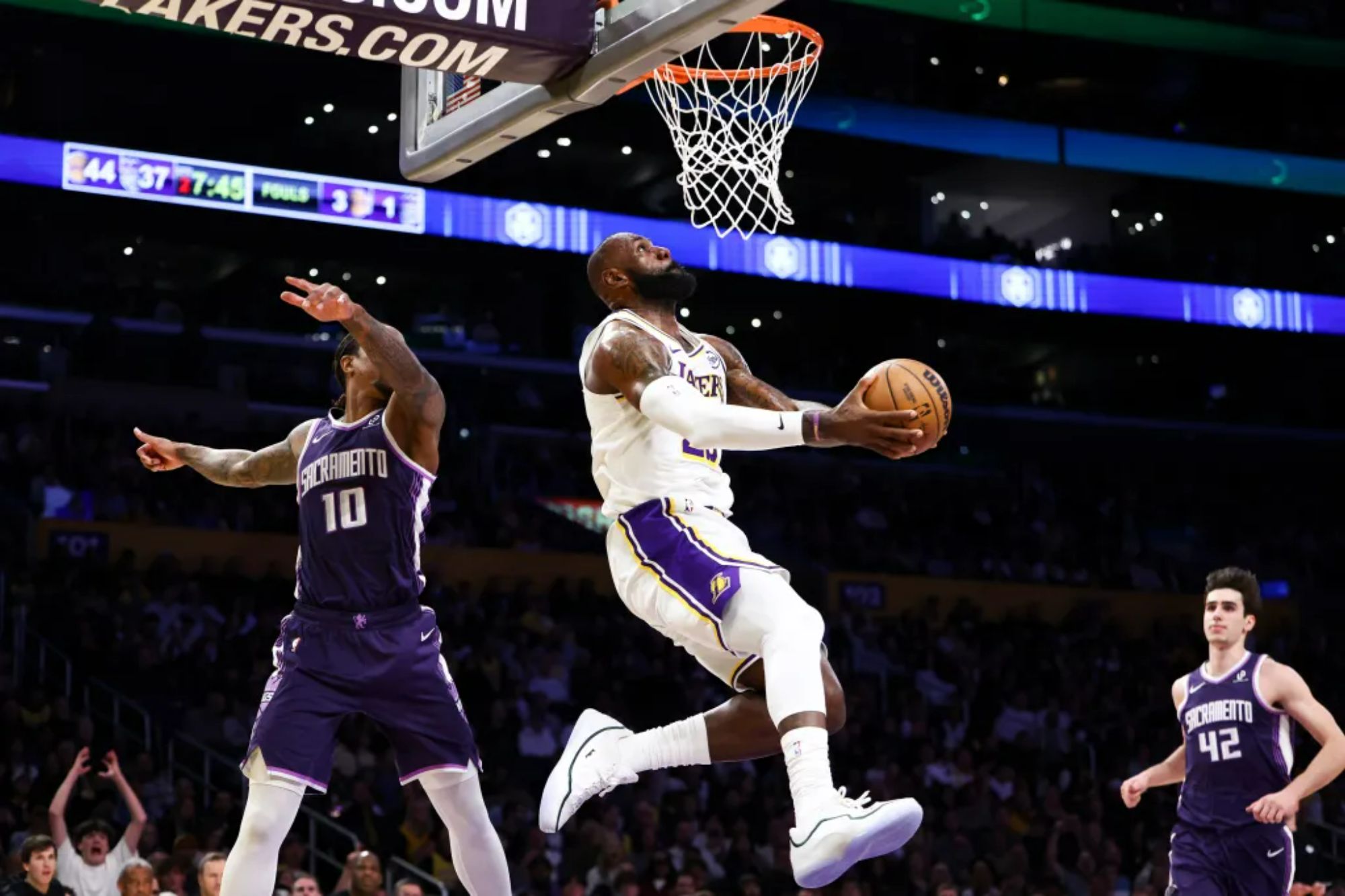 Lakers’ LeBron James receiving uncharacteristically low All-Star vote ...