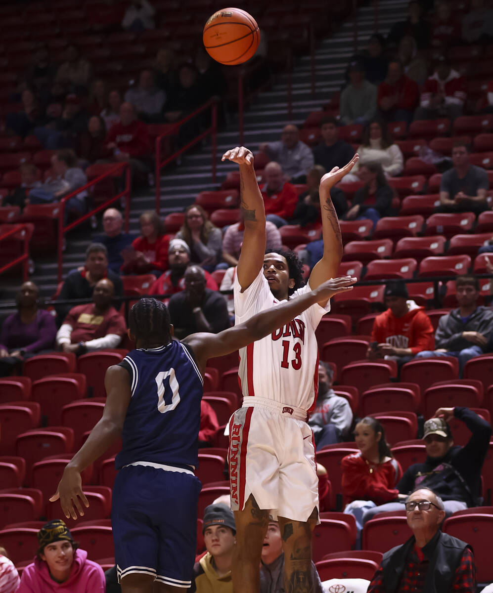 UNLV coasts to easy home win, evens record