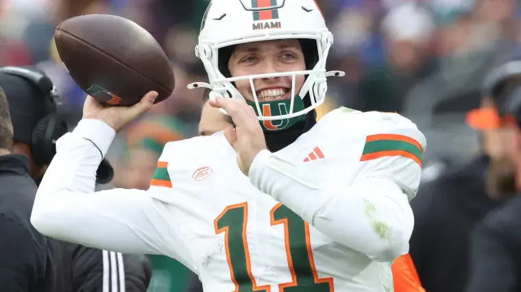 Carson Beck college transfer timeline: Why Miami QB left Georgia with ...