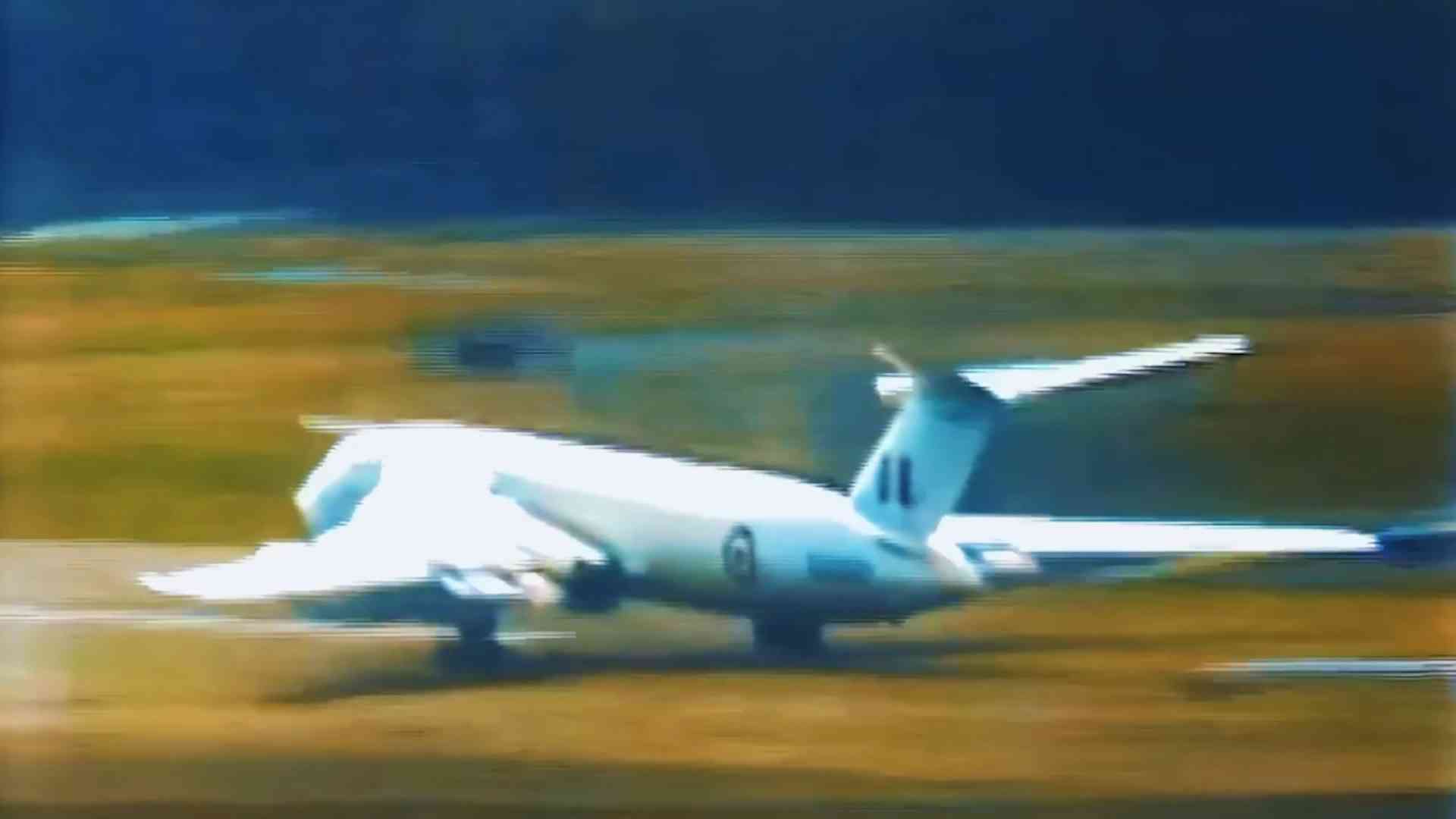 He's gone vertical - when a massive Victor bomber did the unthinkable