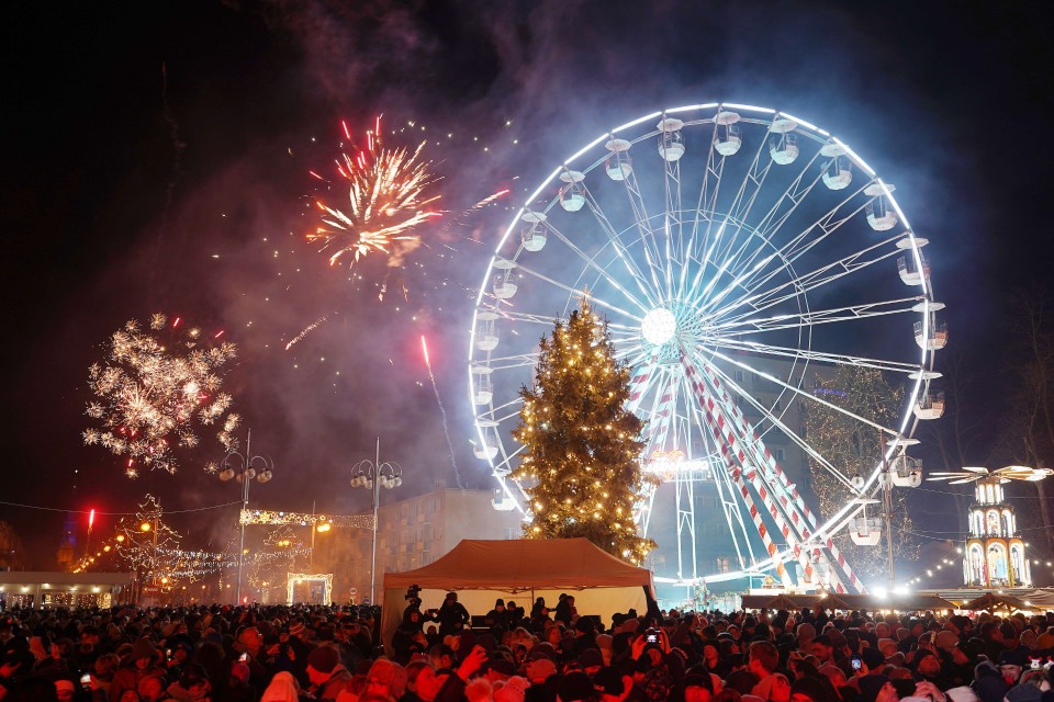 Sylwester 2025 w Częstochowie. Program, objazdy, komunikacja MPK