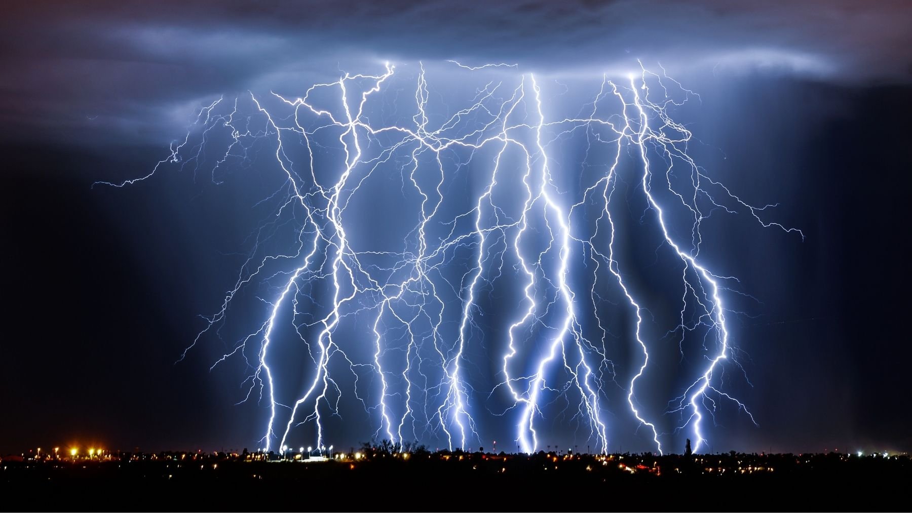 La AEMET activa la alerta naranja: llegan tormentas intensas en las ...
