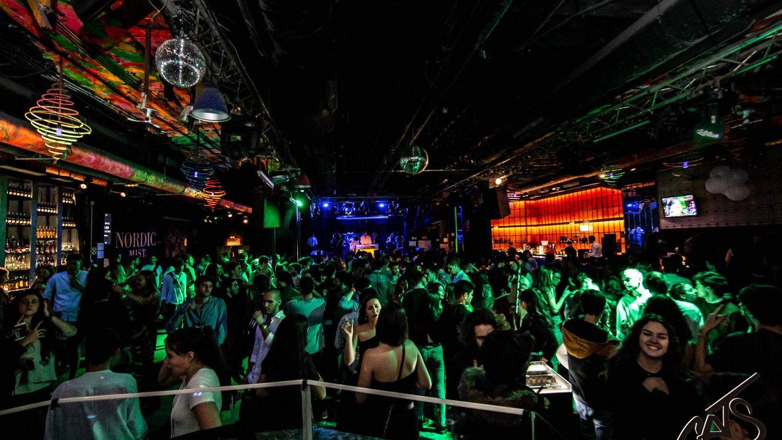La discoteca de Madrid con barra libre y 'dress code' que prepara una ...