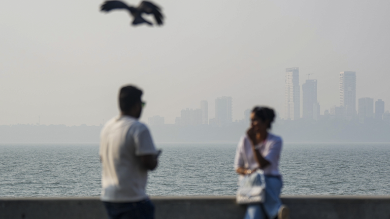 Mumbai goes all-night for New Year: Metro-3, local trains and BEST ...