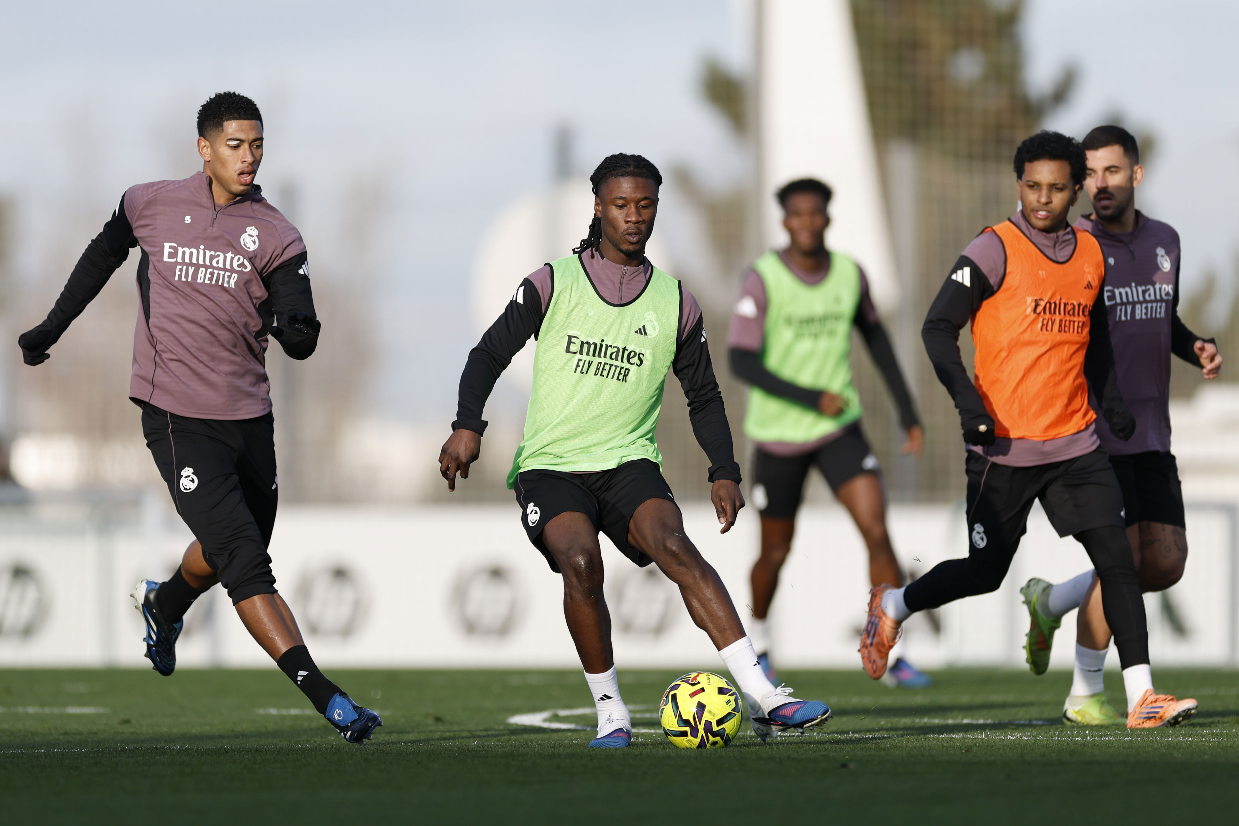 Throw the checkbook | 30 December 2025