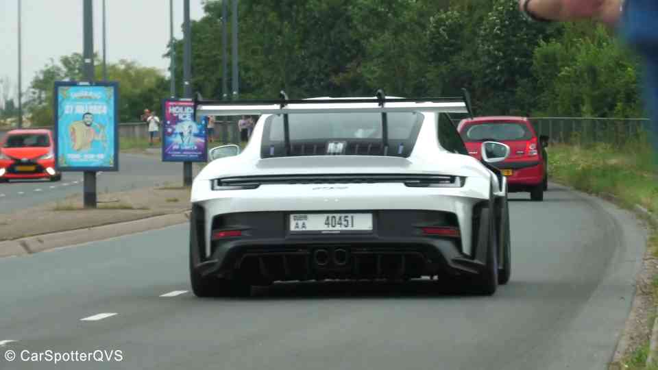 Police shut down crazy behavior leaving the car show