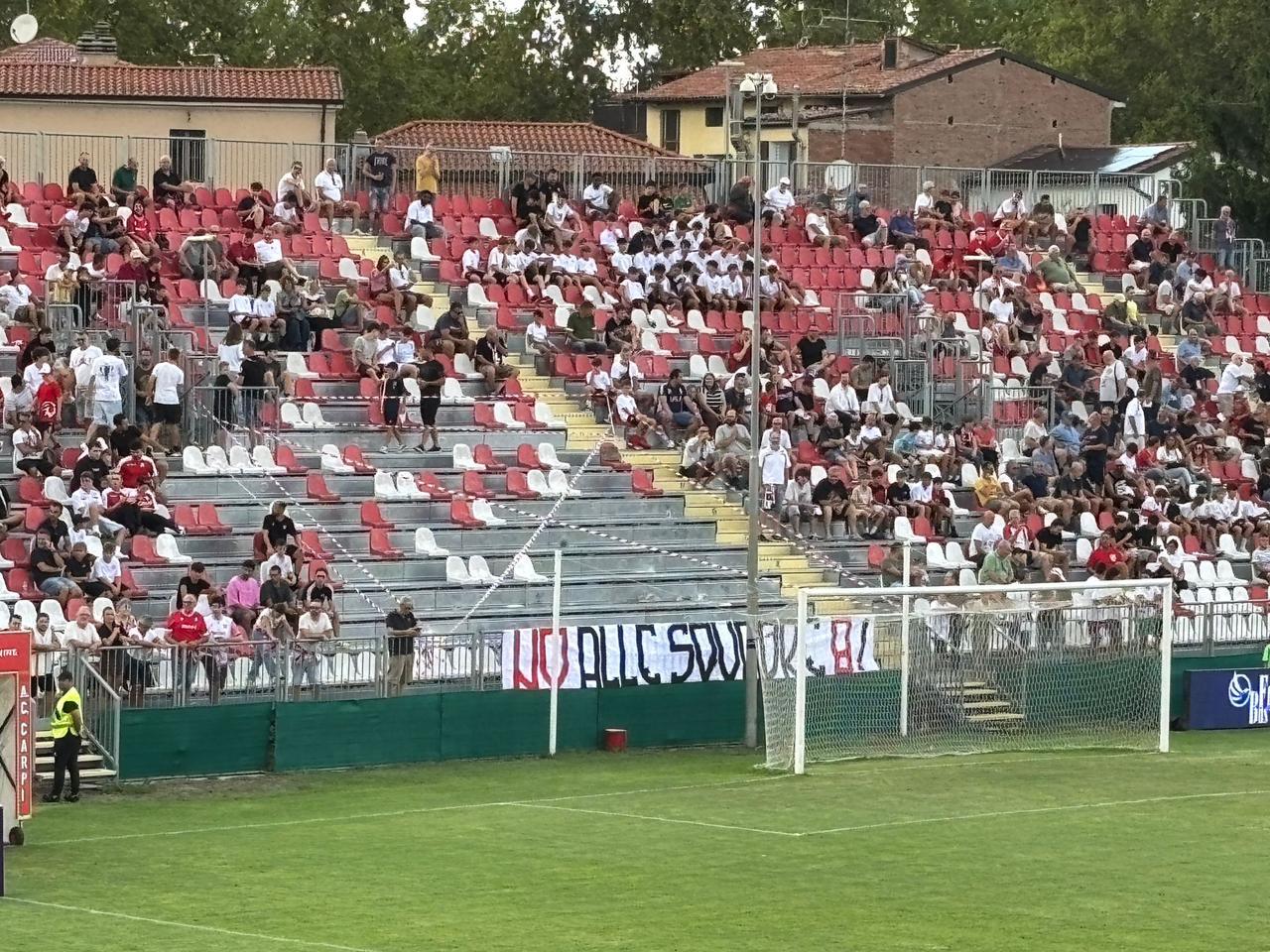Proteste dei tifosi, niente trasferta