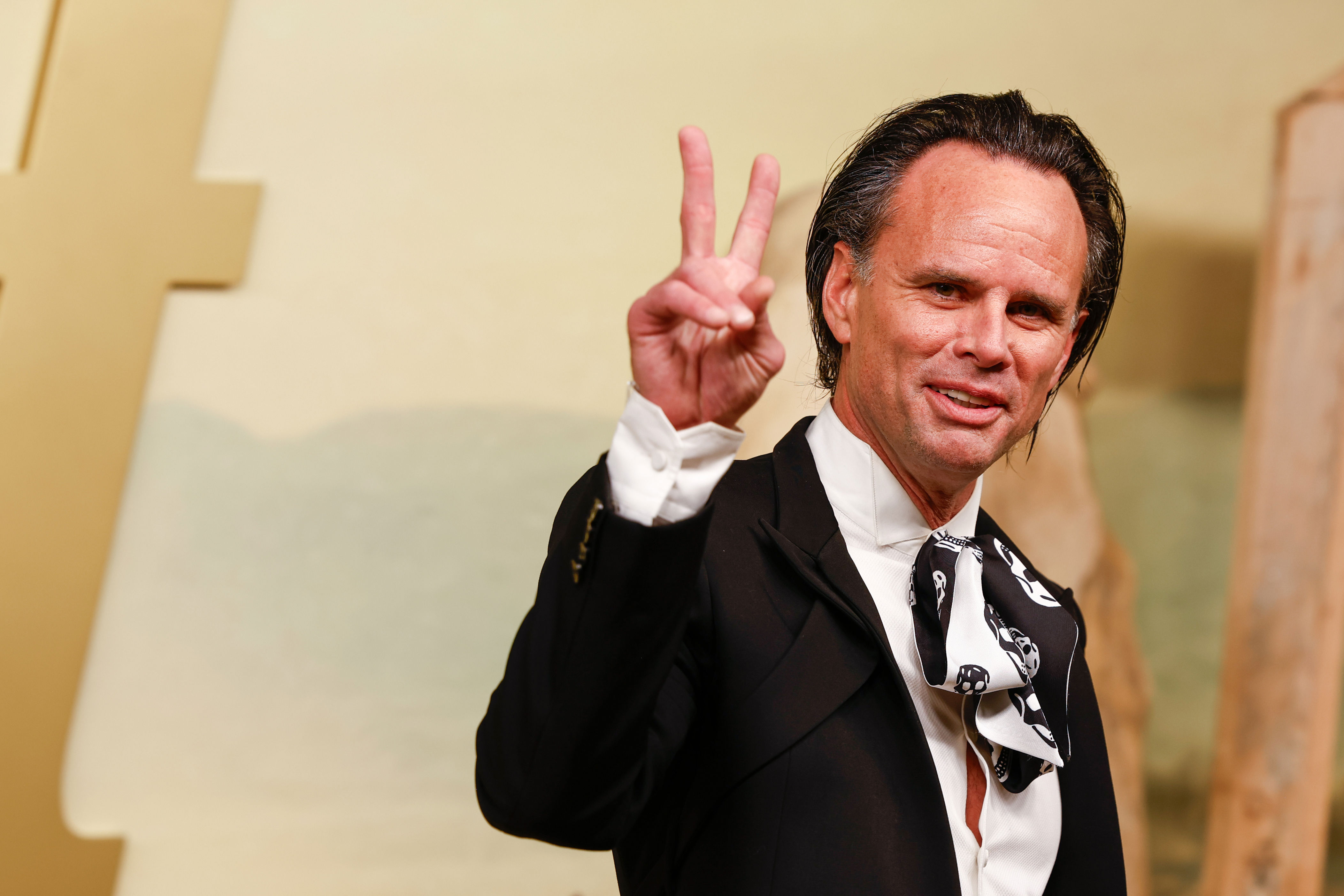 Walton Goggins tilbake som cowboy-zombie i «Fallout»: – Nyter det