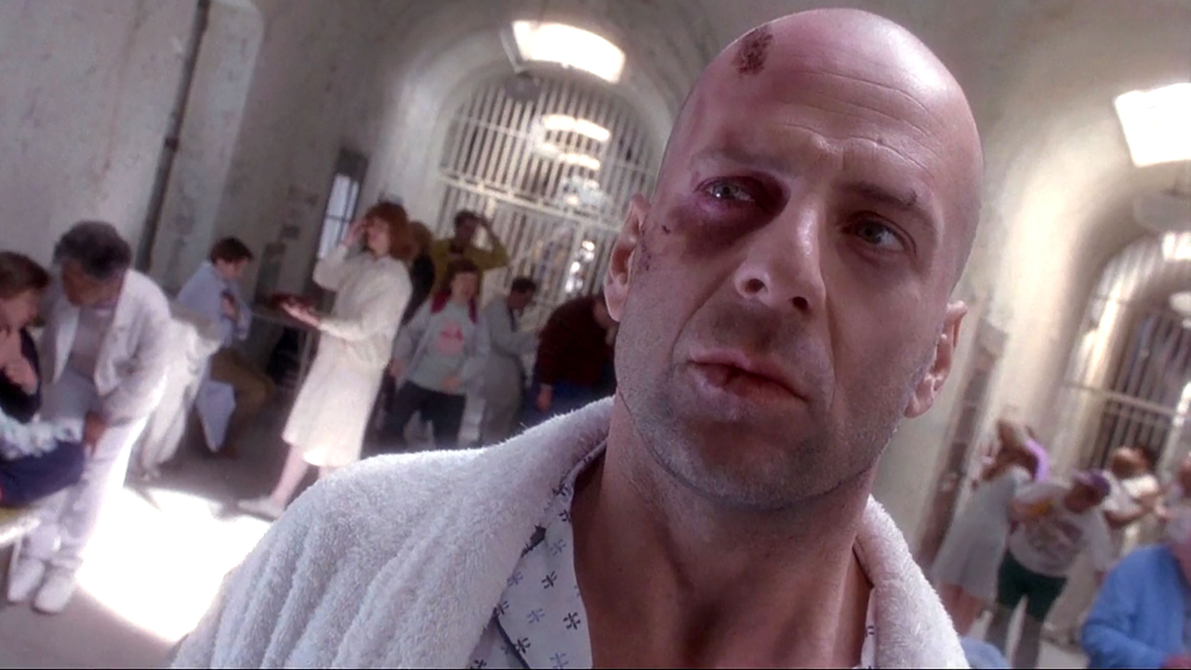 Bruce Willis' masterful performance in 12 Monkeys: A timeless sci-fi ...