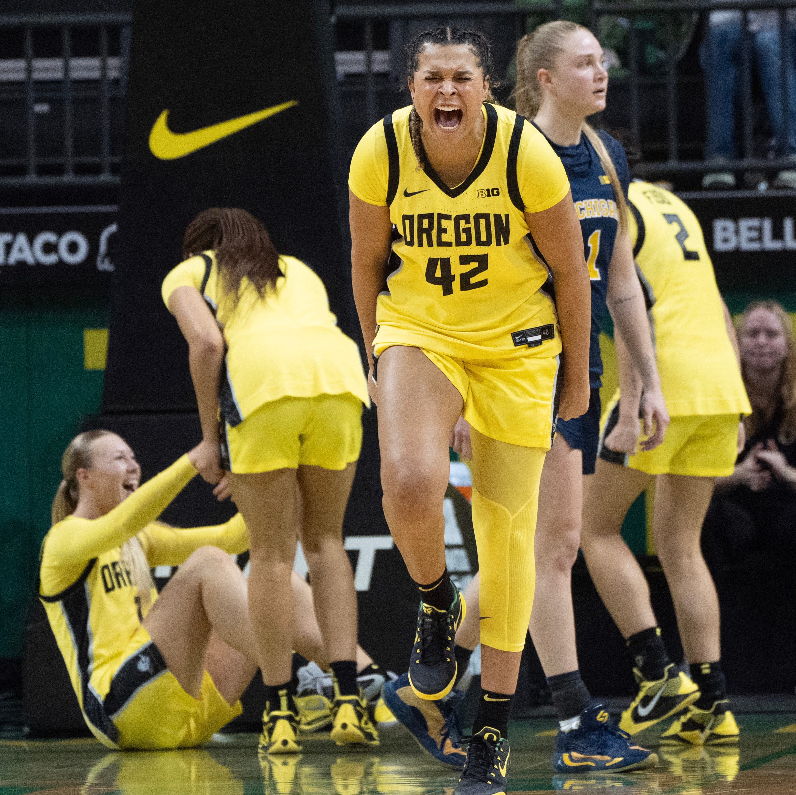 Meet the Ducks. Graves breaks down 2026-27 Oregon women's hoops roster