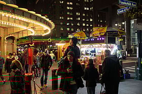 New Yorkers bid farewell to iconic MetroCards