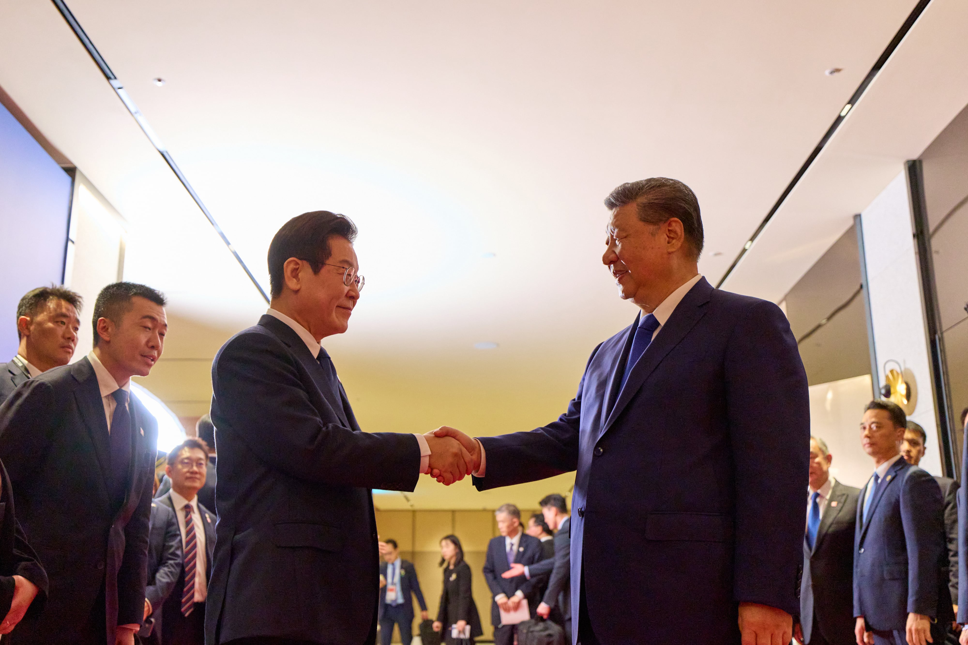 President Lee to visit China for summit with Xi Jinping